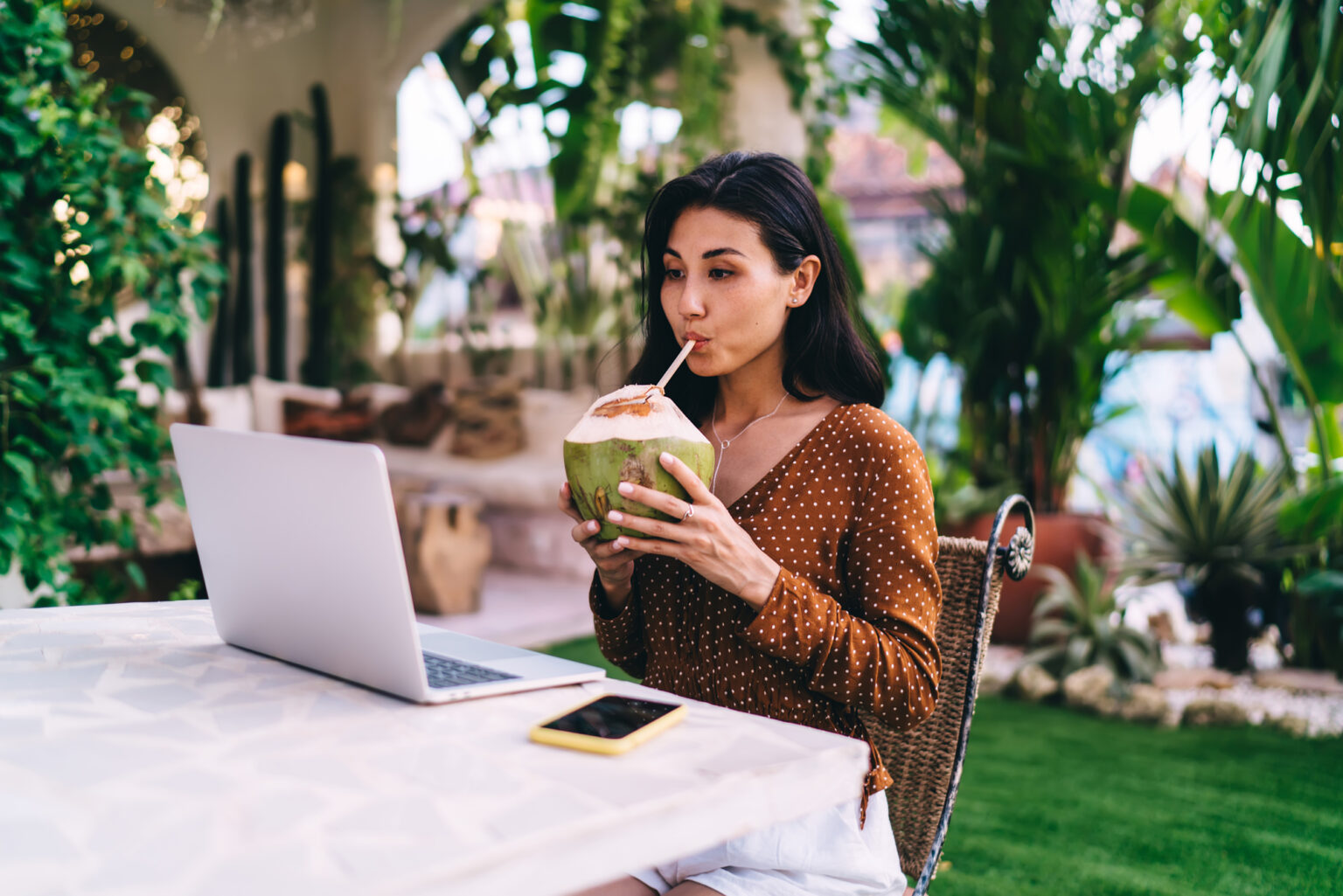 How I Knew I Couldn't Continue Working For Someone Else - Making Sense ...