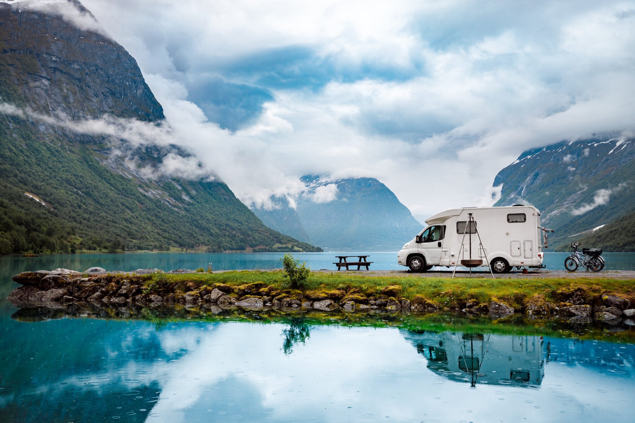 Becoming a Full-Time RV Family With 4 Kids and 2 Dogs