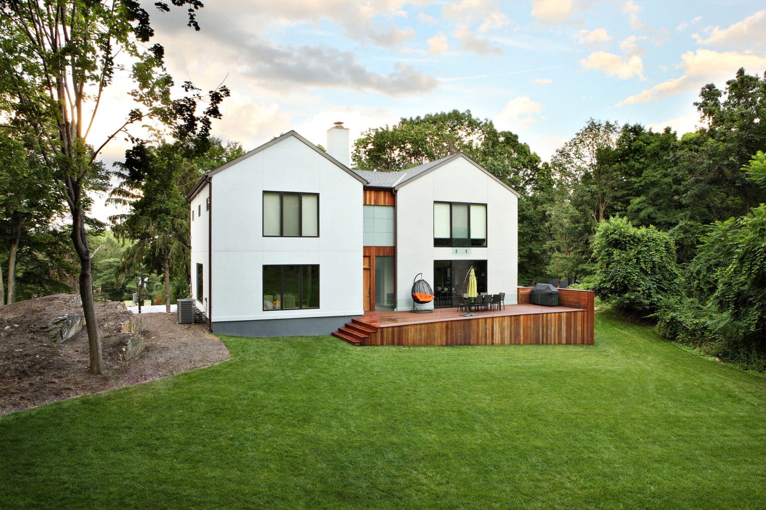 10 Best Books on Flipping Houses To Make Money