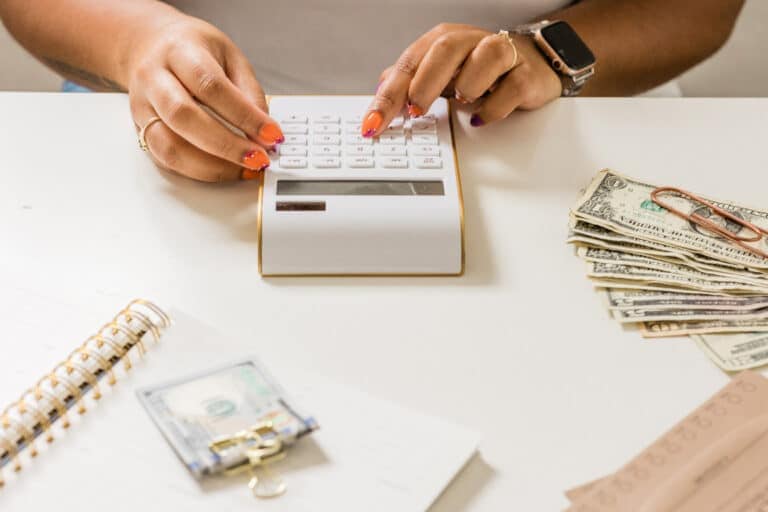 21 Best Under The Table Jobs That Pay Cash