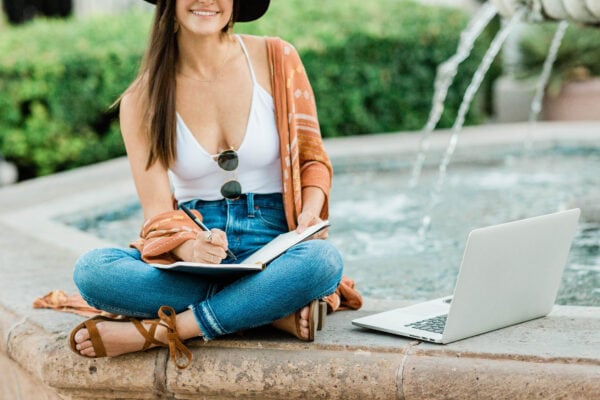 23 Business Ideas For Teens To Make Extra Money