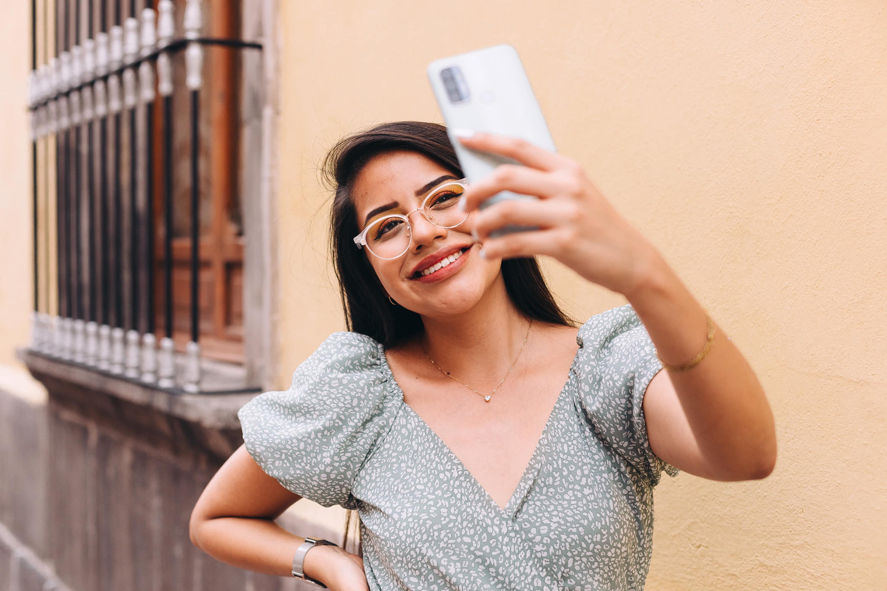 15 Ways To Make Money From Your Phone